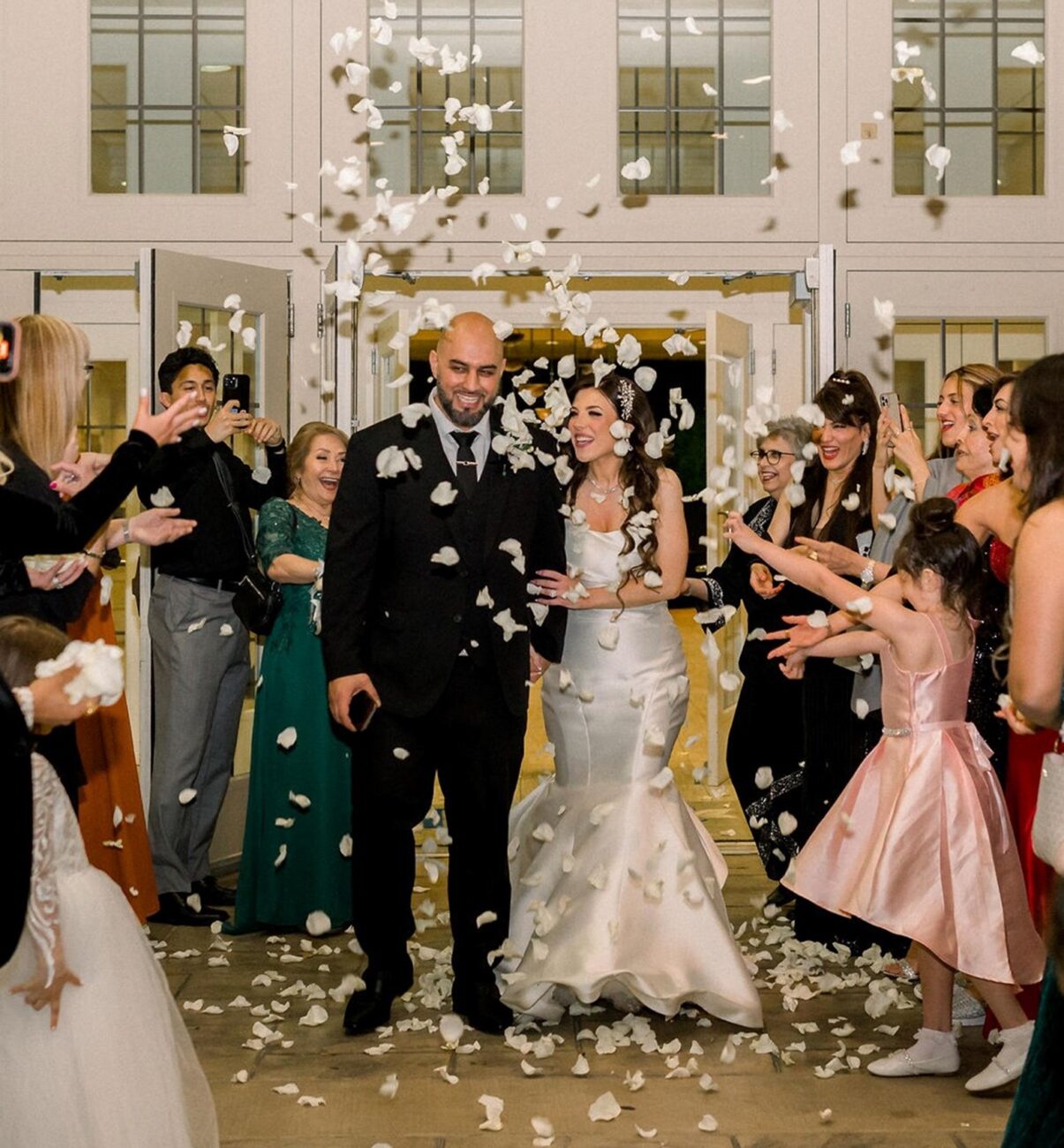 From Vows to Ventures: Creative Wedding Departure Ideas - The Ruthe ...